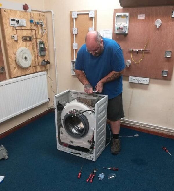 Electrician Courses for Beginners – Basic Electrical Training